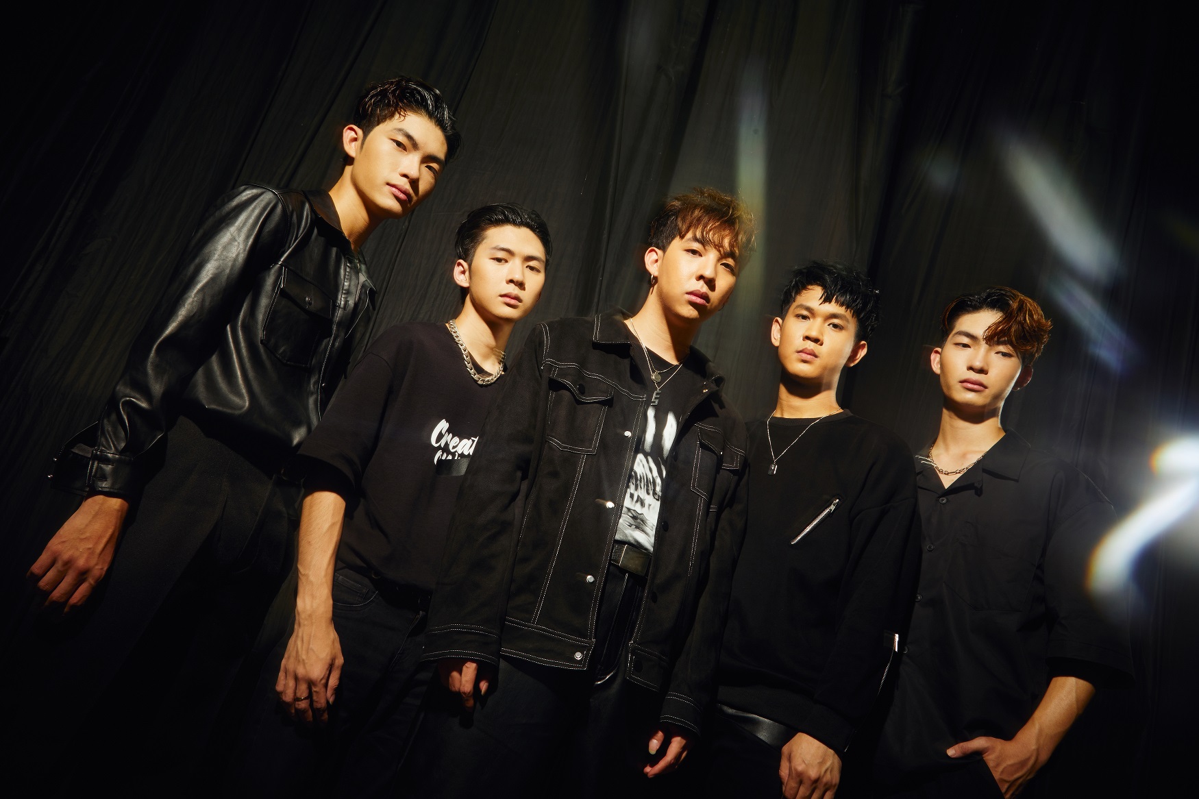 FOOL STEP ลุคใหม่เข้มขึ้น! มาพร้อมความรู้สึกเจ็บที่ต้องโกหก | Mellow Pop