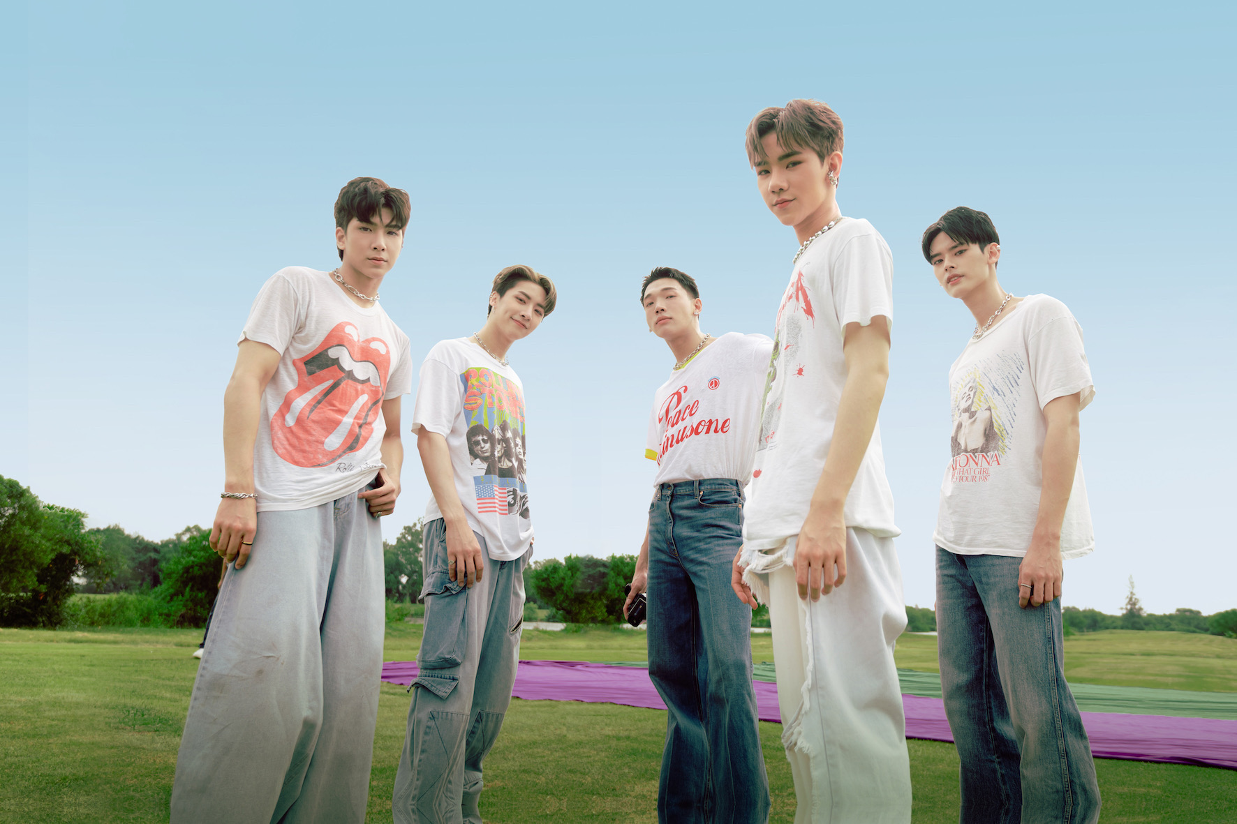 5 หนุ่มบอยกรุ๊ป “PERSES” ปล่อยซิงเกิล 2 “TOUCHDOWN (ใกล้ดาว)” ได้ “เติ ...