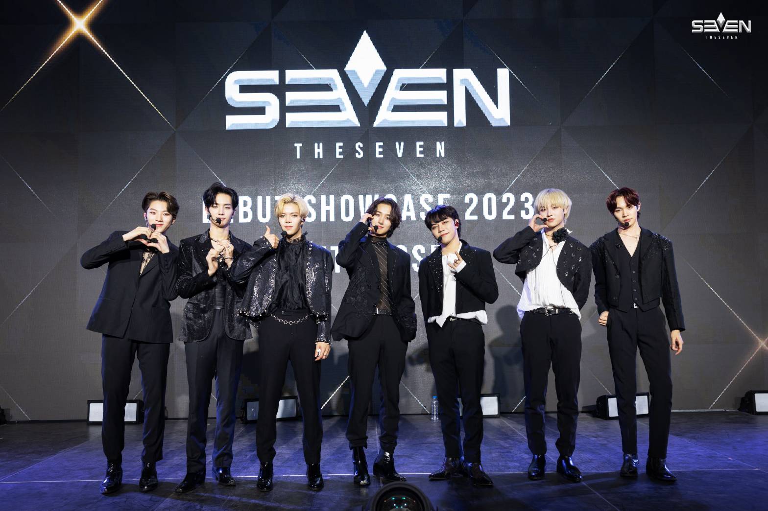 THE7 ฮอตเดบิวต์ “Get Loose“ แฟนคลับร่วมงานแน่นสยามสแควร์ | Mellow Pop