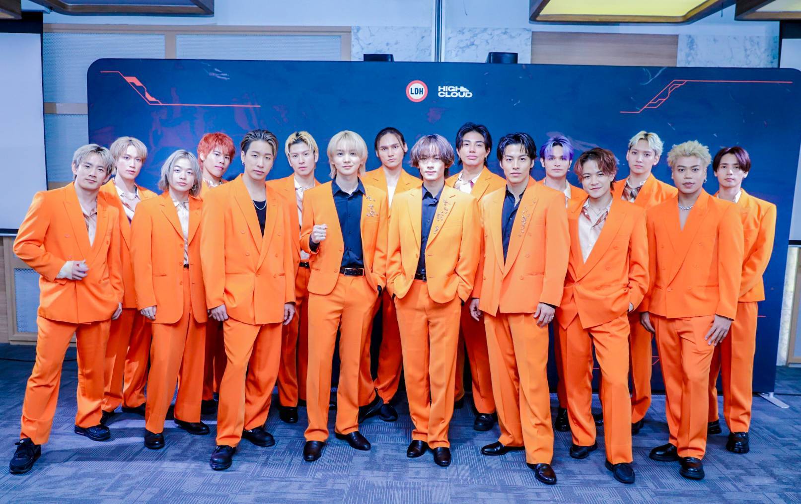 คนที่หล่อขนาดนี้ เป็นของ RAVERS นะ! THE RAMPAGE From Exile Tribe ลัดฟ้า ...